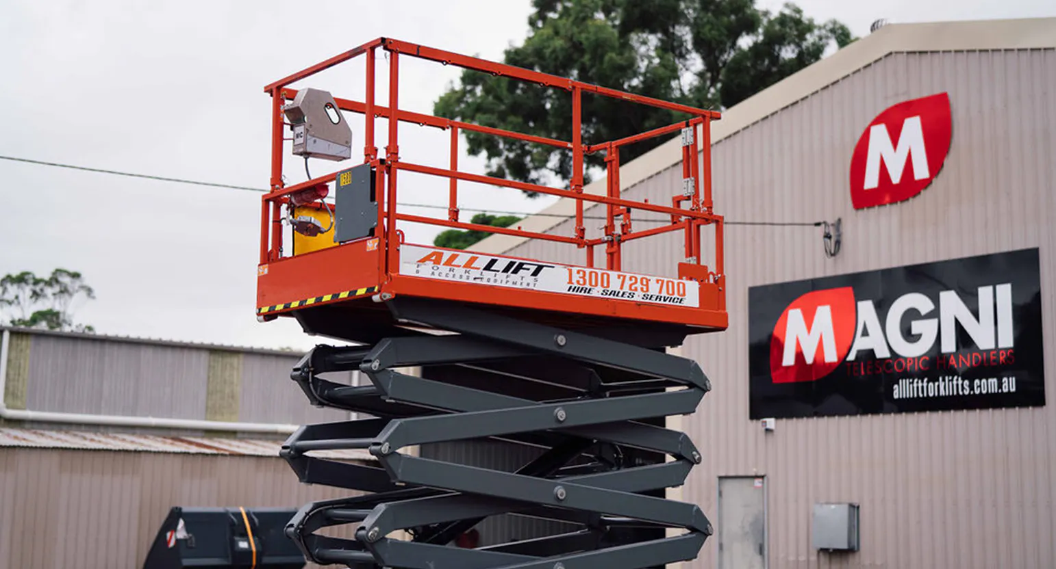 How To Operate A Scissor Lift